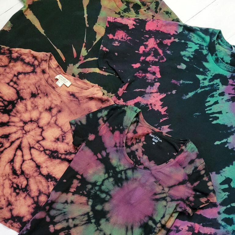How to Reverse Tie Dye - Happy Mothering